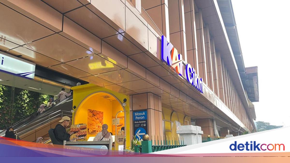 Viral Penumpang KRL Lompat Pagar di Stasiun Cikini, KAI Imbau Taati Aturan