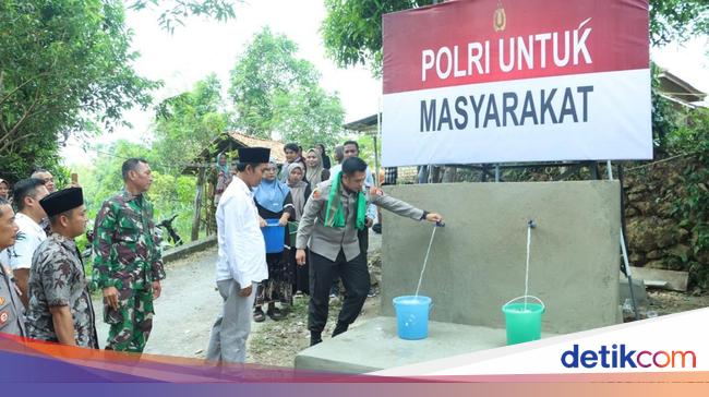 Atasi Krisis Air Bersih, Kapolres Bangkalan Berikan Bantuan Sumur Bor
