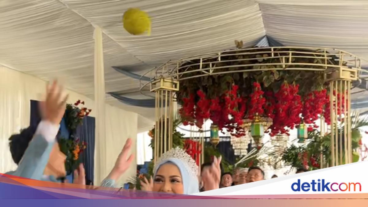 Viral Bukan Buket Bunga Pengantin Ini Lempar Durian Ke Tamu Bikin Syok