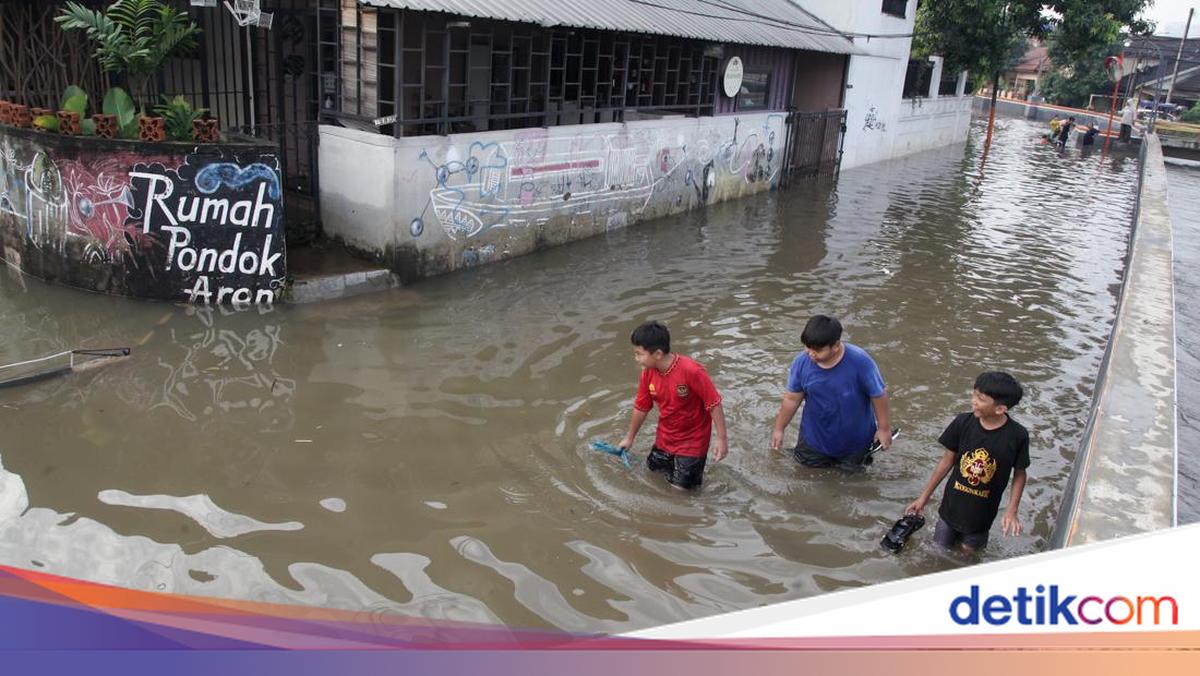 Perumahan Taman Mangu Tangsel Masih Direndam Banjir Pagi Ini