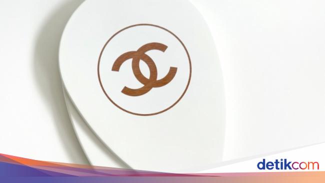 5 Brand Mewah yang Rilis Raket Padel, Prada Hingga Chanel