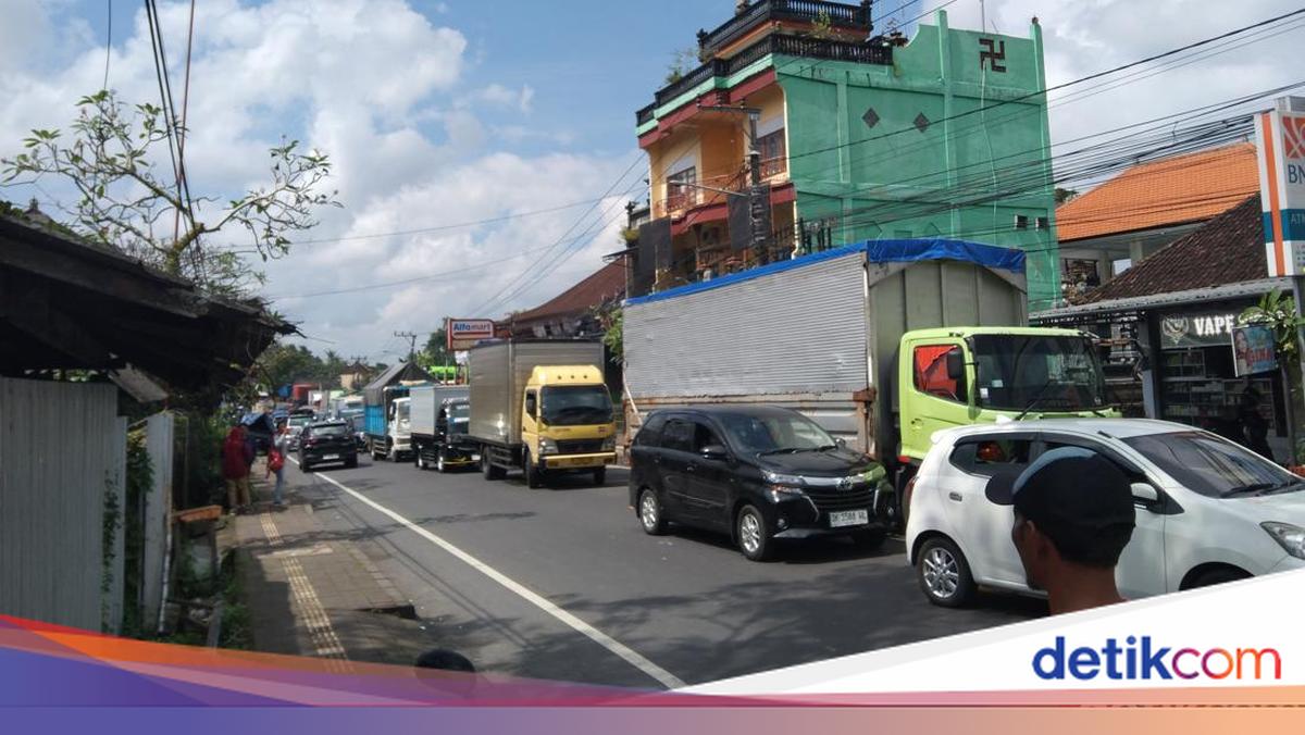 MTI Soroti Jalan Ambles di Tabanan, Minta Kendaraan Berat Diawasi