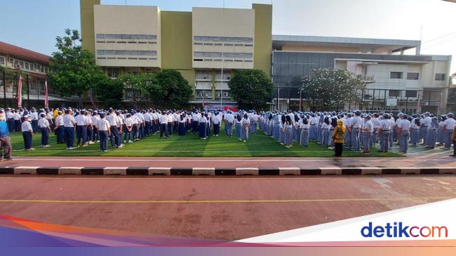 Siswa SMA Labschool Kebayoran Raih Beasiswa Indonesia Maju-Diterima 21 ...