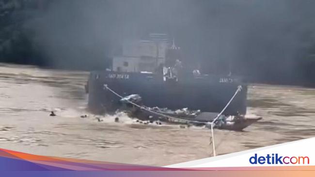 Kronologi Taksi Perahu di Kalteng Tenggelam Ditabrak Tongkang Batu Bara