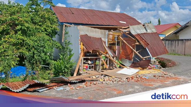 Rumah di Lubuklinggau Hancur Diduga Tabung Gas Meledak, 2 Orang Luka