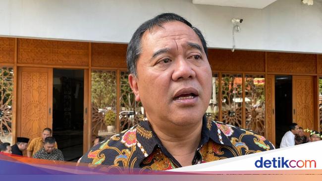Laporkan Pembuang Sampah di Surabaya, Dapat Rp 200 Ribu!