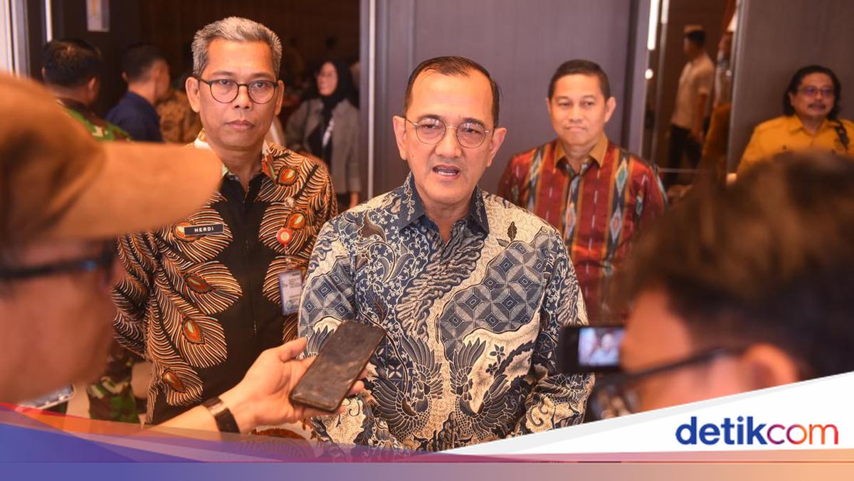 ASN di Sumsel Diminta Tak Pakai Seragam dan Kendaraan Dinas