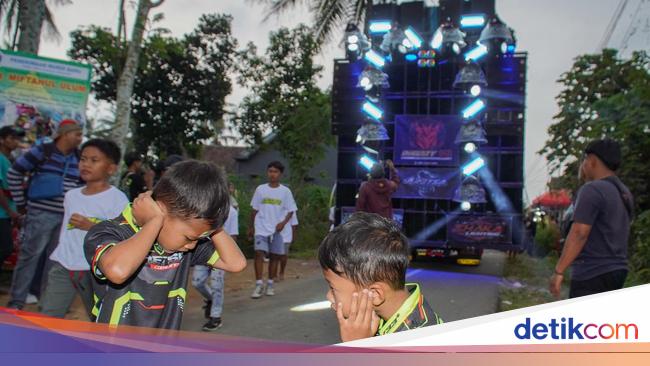 Sound Horeg Guncang Karnaval Urek Urek Malang