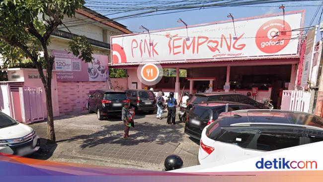 Siapa Pemilik Warung Pink Tempong? Kuliner Wajib untuk Wisatawan di Bali