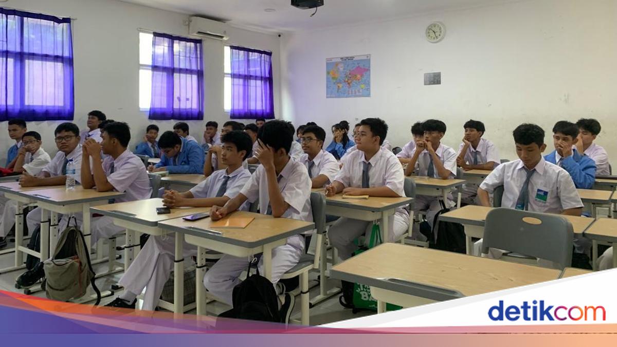 Pemprov DKI Gratiskan Sekolah Swasta, Siswa Bisa Raih Cita-cita