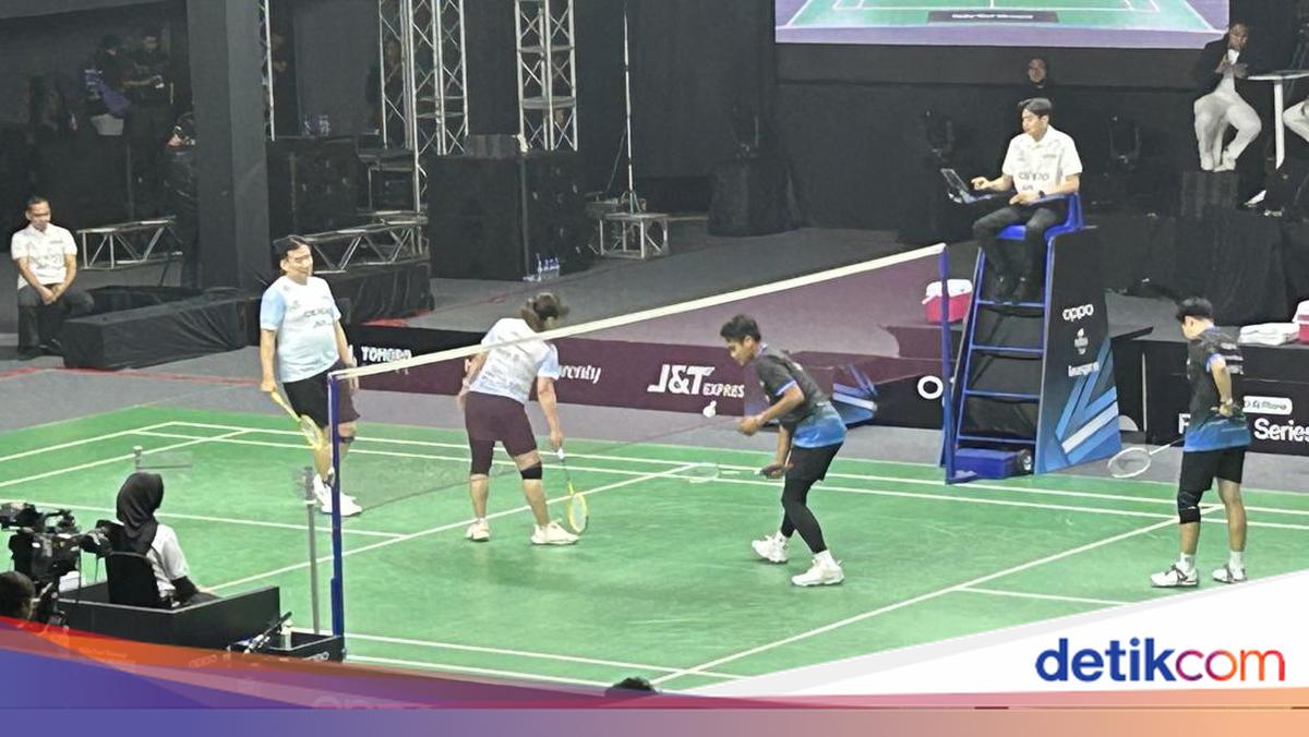 Fun Match OPPO 2025: Owi/Butet Kalahkan Alan/Susy