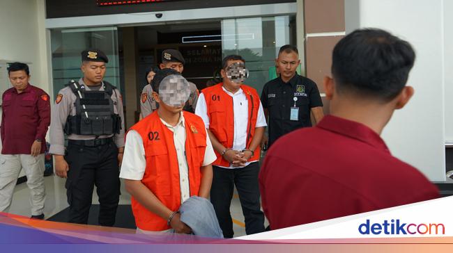 Kejari Demak Tahan 2 Tersangka Dugaan Korupsi Rp 1 M di BPR