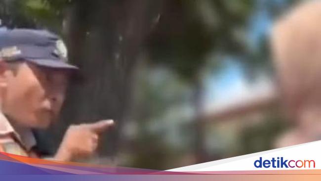 Viral, Emak-emak Ngamuk gegara Dilarang Parkir di Jalan Pejanggik Mataram