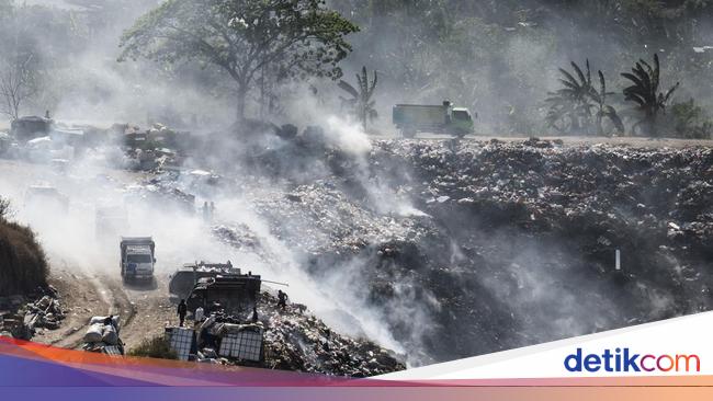 DLH Demak Sebut Sudah Padamkan Pembakaran Sampah di TPA Ilegal Rowosari