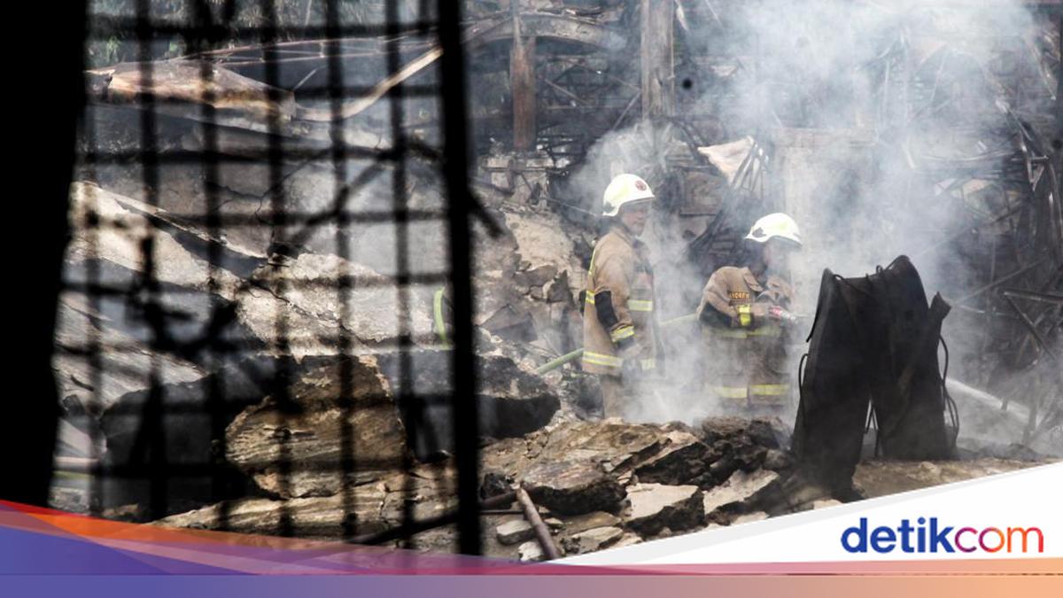 Puslabfor Dikerahkan Selidiki Penyebab Kebakaran Pasar Taman Puring