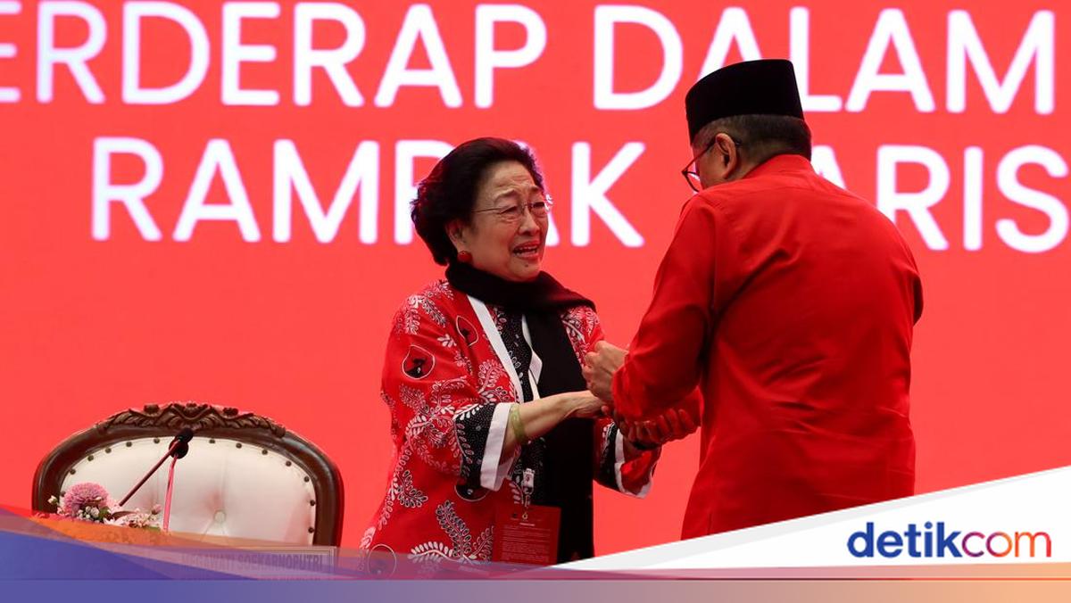 Momen Megawati Menangis Saat Hasto Hadiri Penutupan Kongres PDIP di Bali