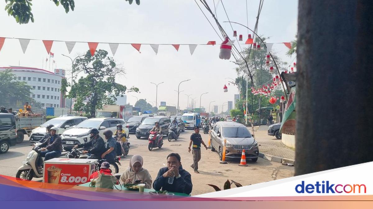 Cerita Pemotor 'Breakfast With a View' di Tengah Macet Parah TB Simatupang