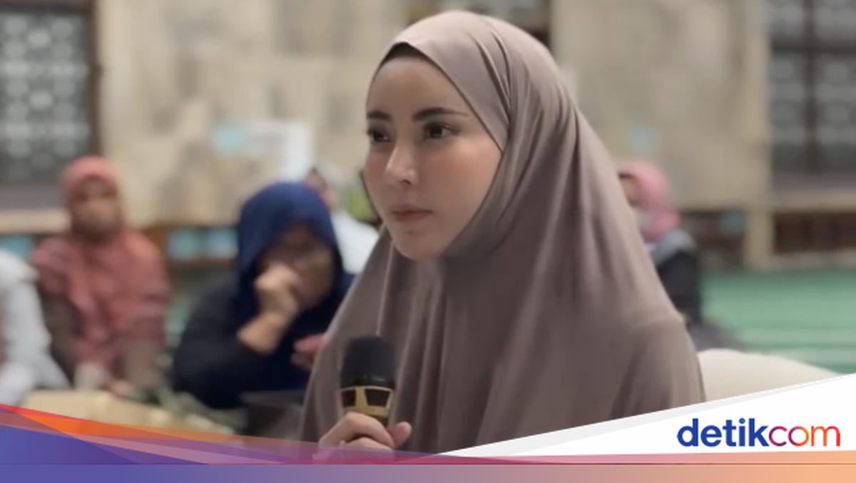 Ayu Aulia Sempat Murtad, Kembali Syahadat karena Alasan Ini