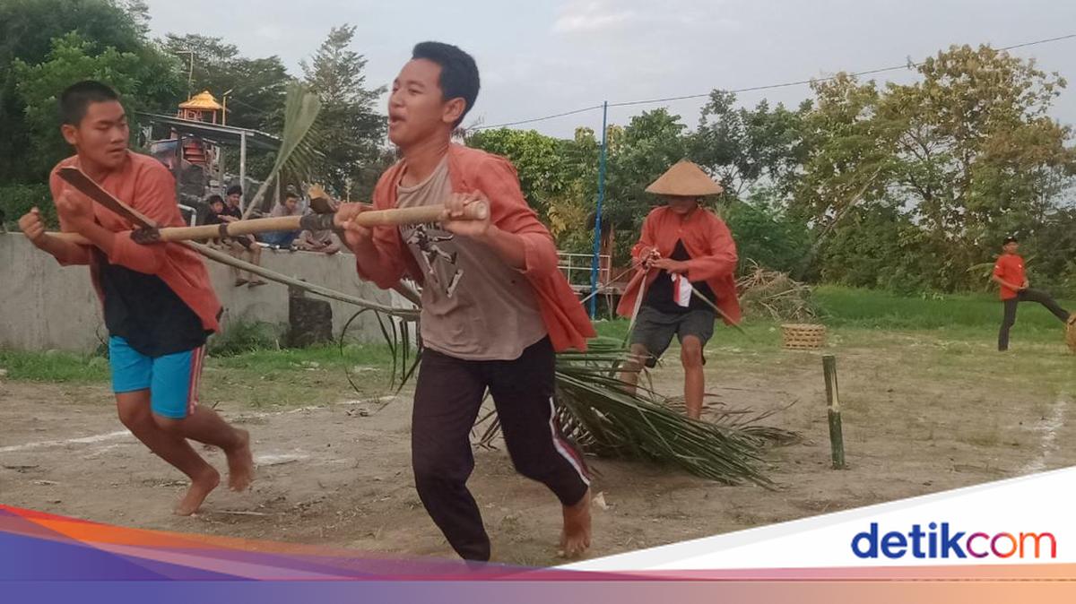 Lomba Jadul Nglarak Blarak dan Estafet Sarung di Klaten, Begini Cara ...