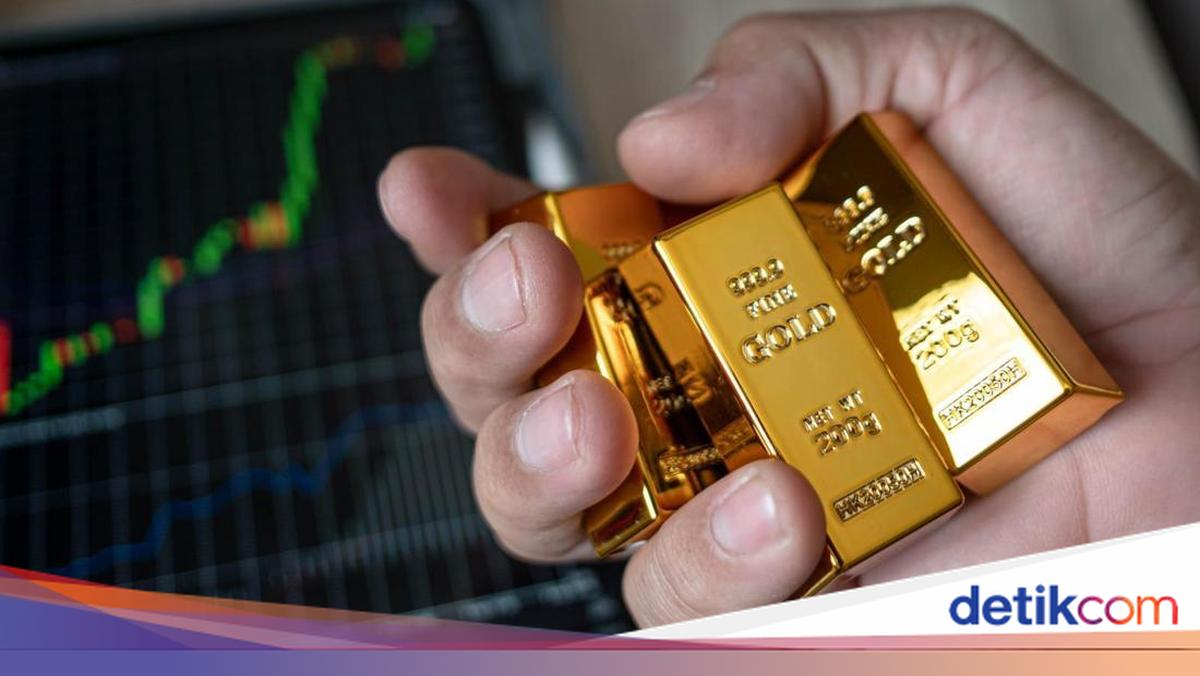 Harga Emas Dunia Anjlok Usai Cetak Rekor Tertinggi