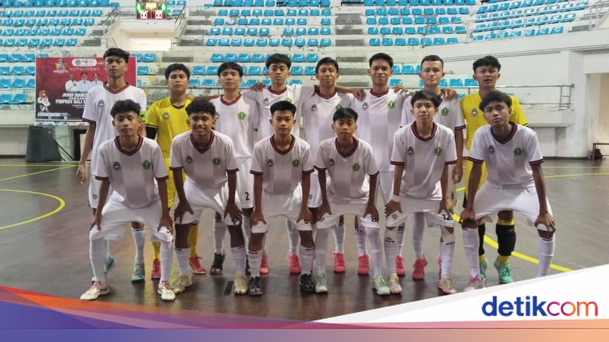 Tim Futsal Badung Bantai Karangasem 13-3, Denpasar Vs Gianyar 5-5