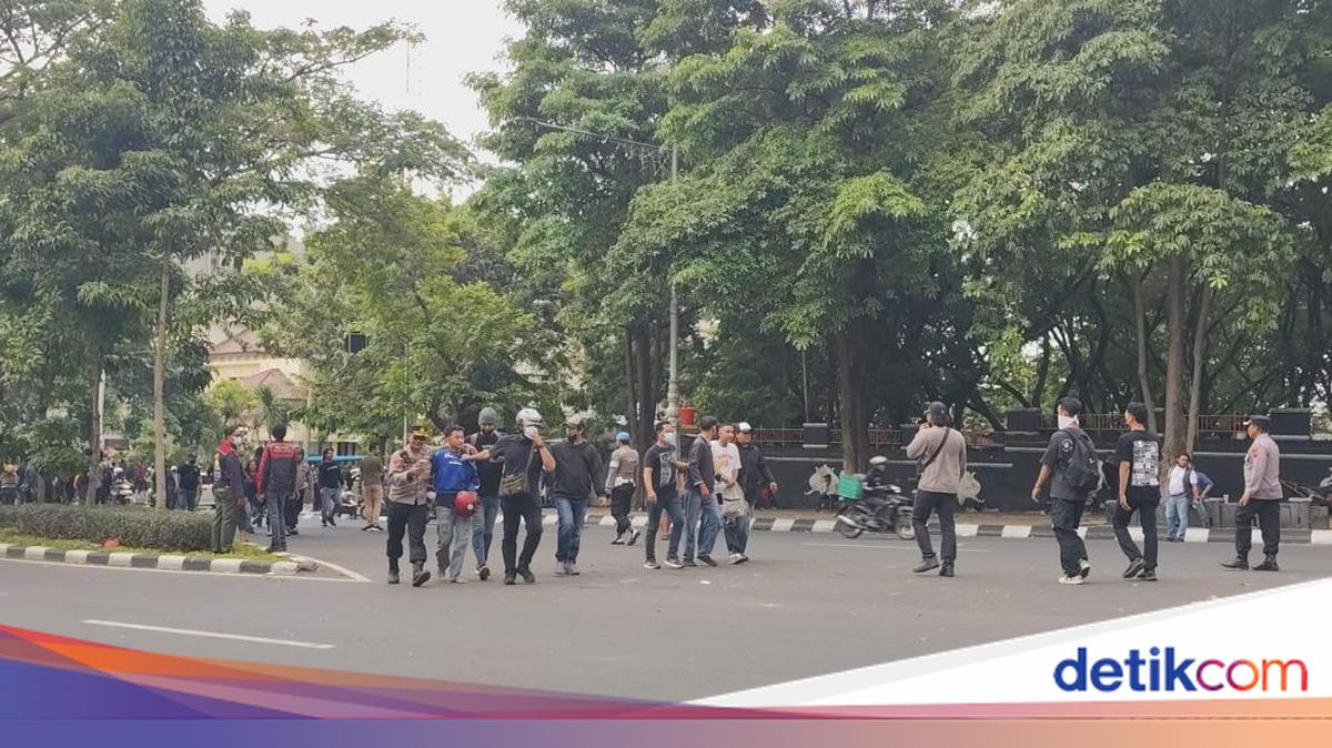Polisi Tangkap 283 Orang Diduga Hendak Rusuh saat Demo di Semarang