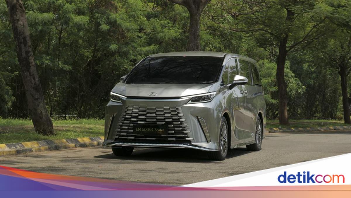 Lexus Kuasai Pasar Mobil Hybrid Mewah di RI, Segini Penjualannya