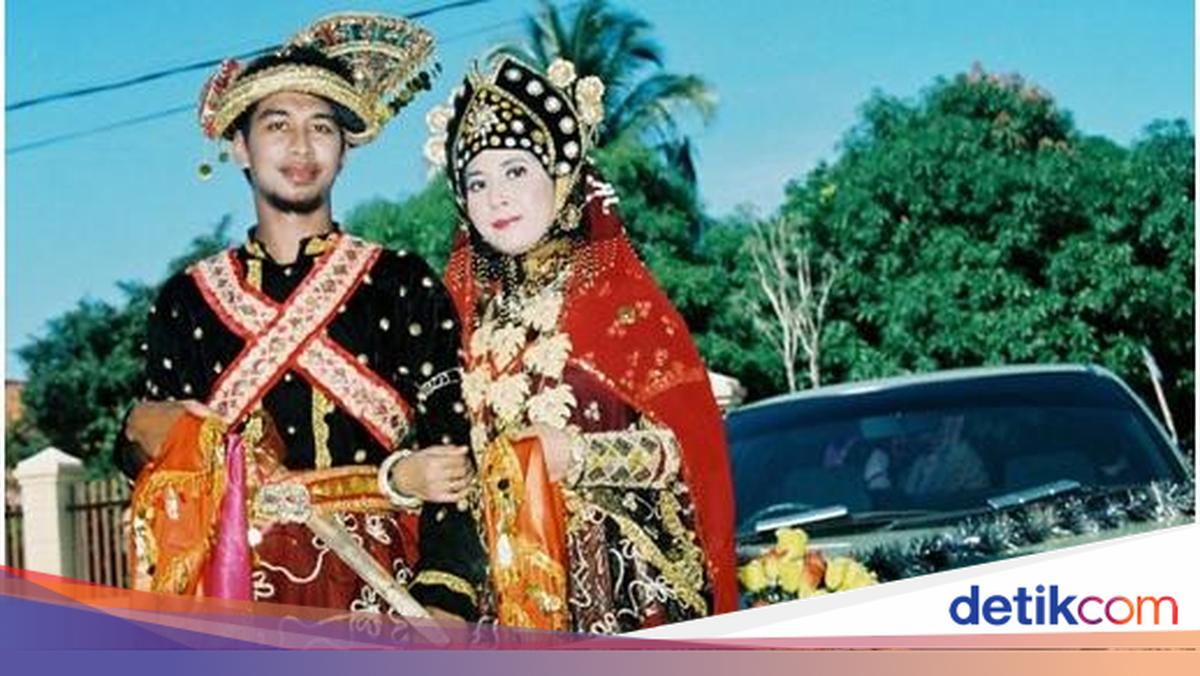 8 Prosesi Pernikahan Adat Tau Samawa, dari Bajajak hingga Ngenrang