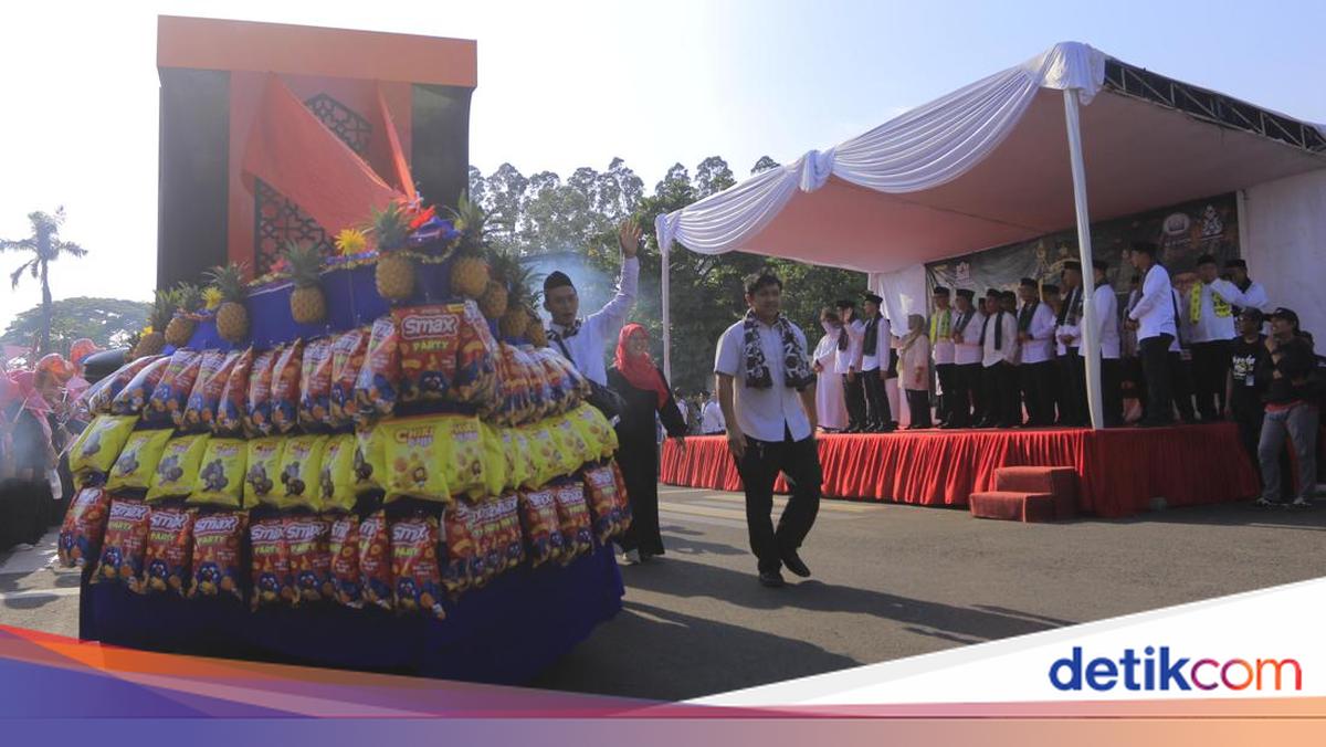 Tradisi Ngarak Perahu Muludan Ramaikan Peringatan Maulid Nabi di Tangerang