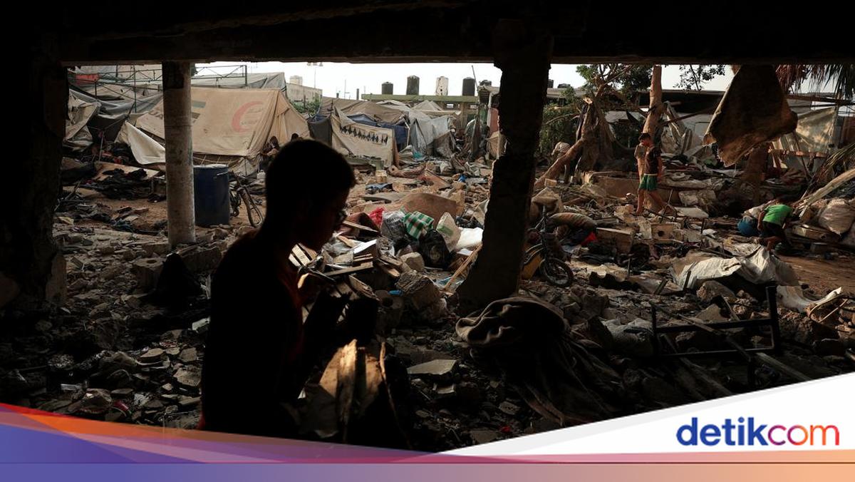 Israel Terus Bombardir Gaza, 15 Orang Tewas