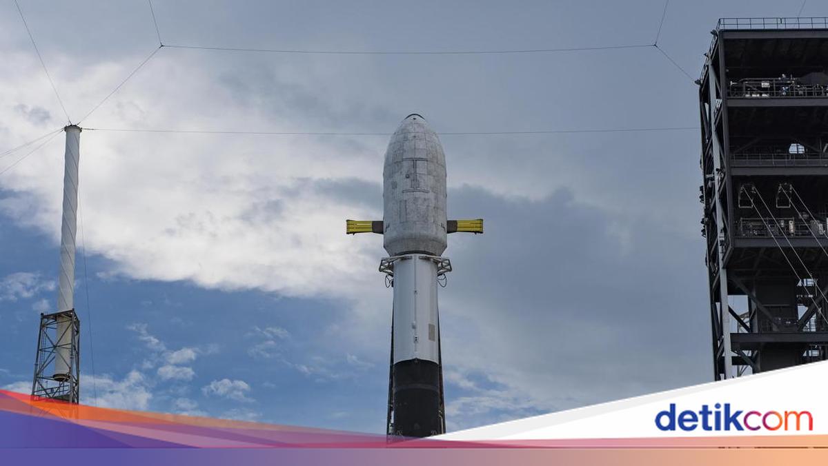 Satelit Nusantara Lima Hadapi Tantangan Cuaca Sebelum Peluncuran