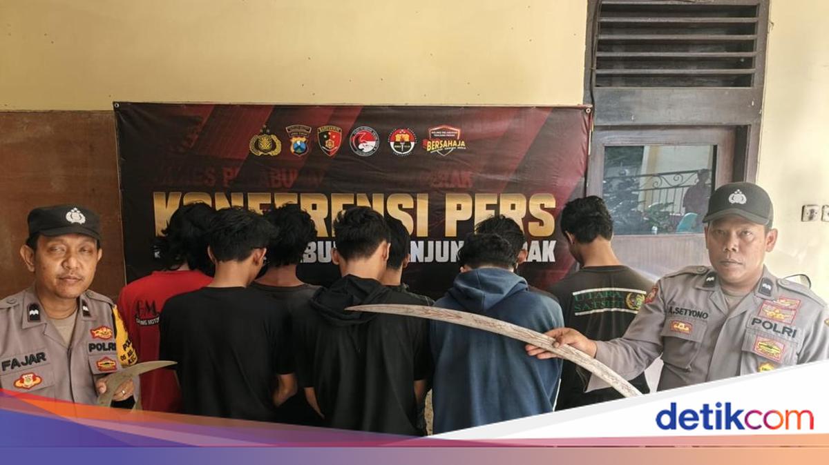 Gangster Bawa Sajam hingga Molotov Diciduk Polisi di Surabaya
