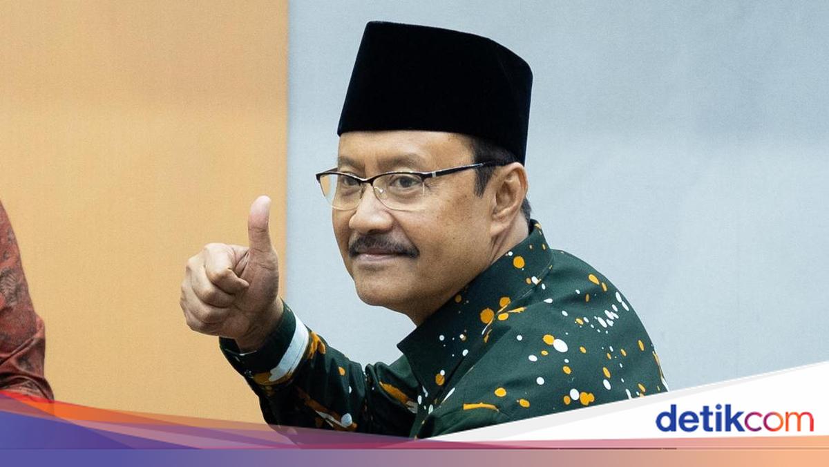 Raker dengan Komisi VIII, Mensos Bahas Penyesuaian Rencana Kerja 2026