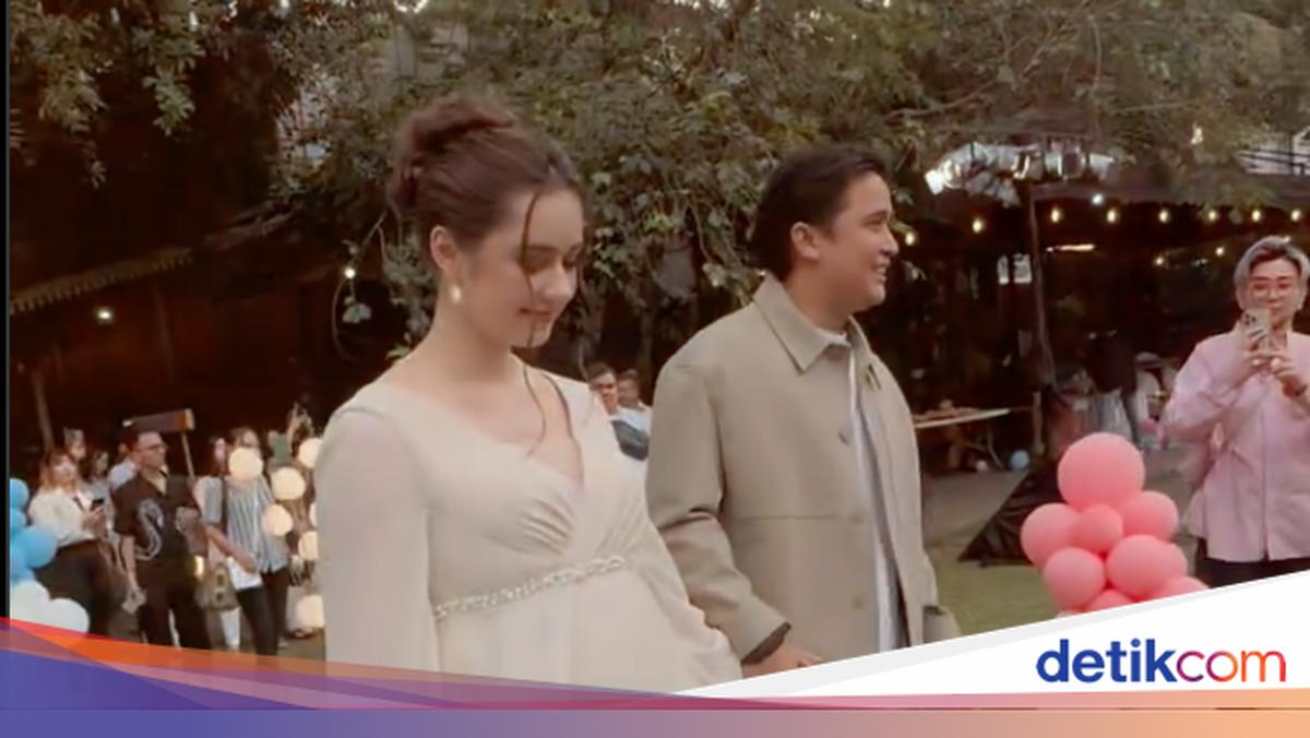 Billy Syahputra Bakal Jadi Ayah, Tegaskan Pernikahan dengan Vika Kolesnaya