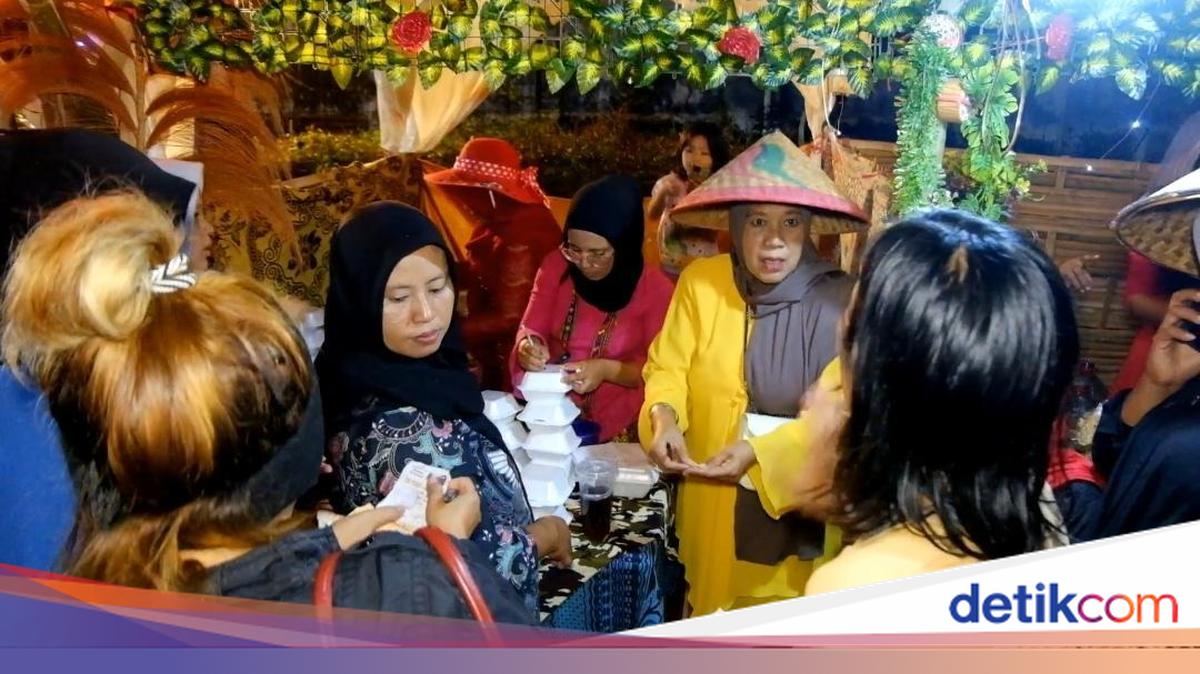 Pasar Jadul Benteng VOC Probolinggo Hidupkan Suasana Tempo Dulu