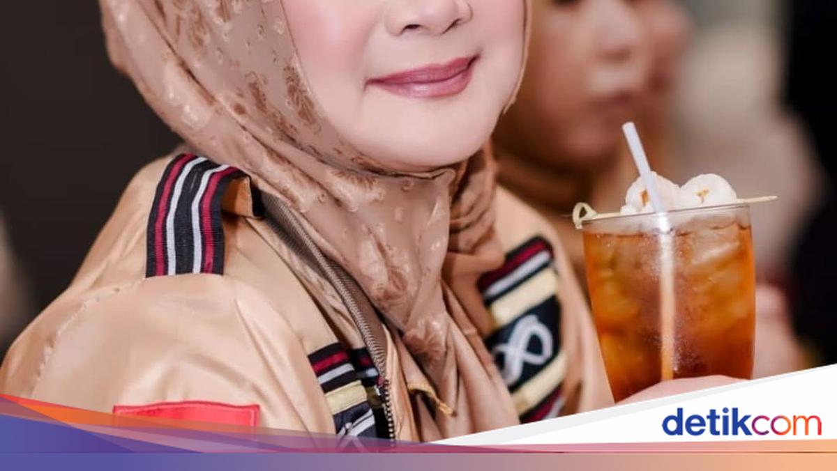 Kisah Shezy Idris yang Kini Jualan Keripik Demi Hidupi Anak