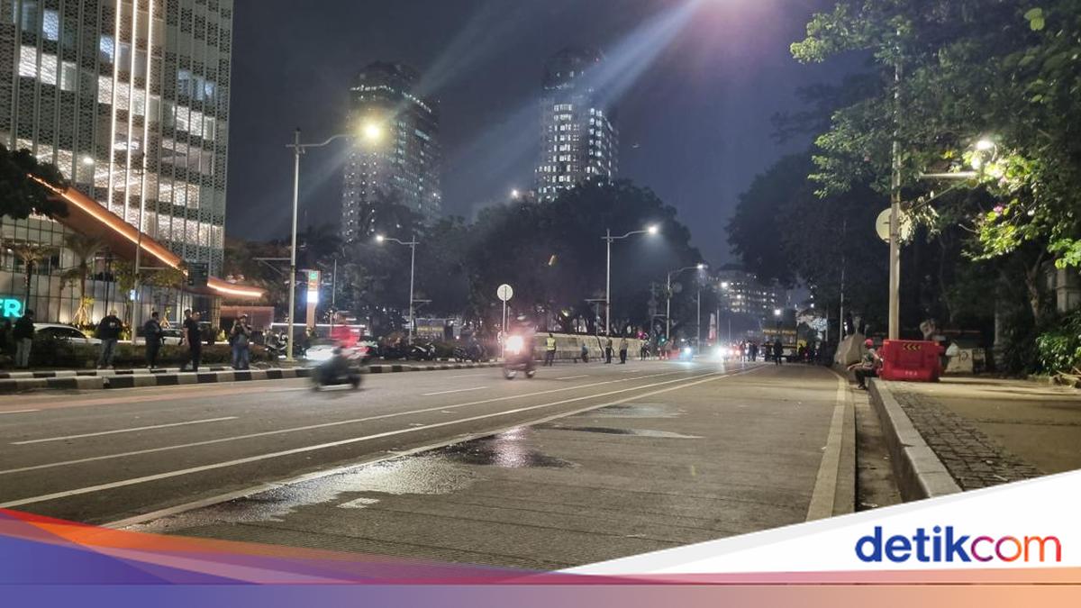 Demo Petani di Patung Kuda Bubar, Jalan Medan Merdeka Selatan Kembali ...
