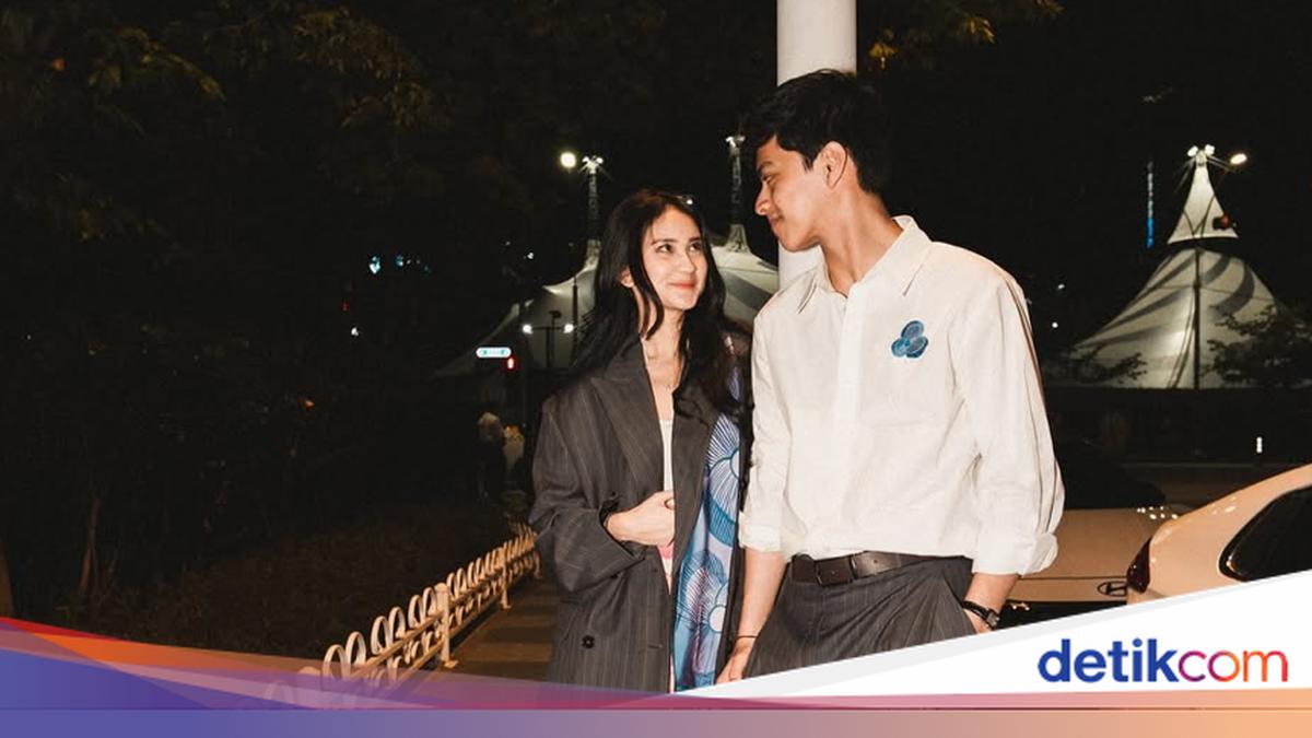7 Foto El Putra dan Harleyava Princy 'Rangga & Cinta' di Korea, Bikin Baper