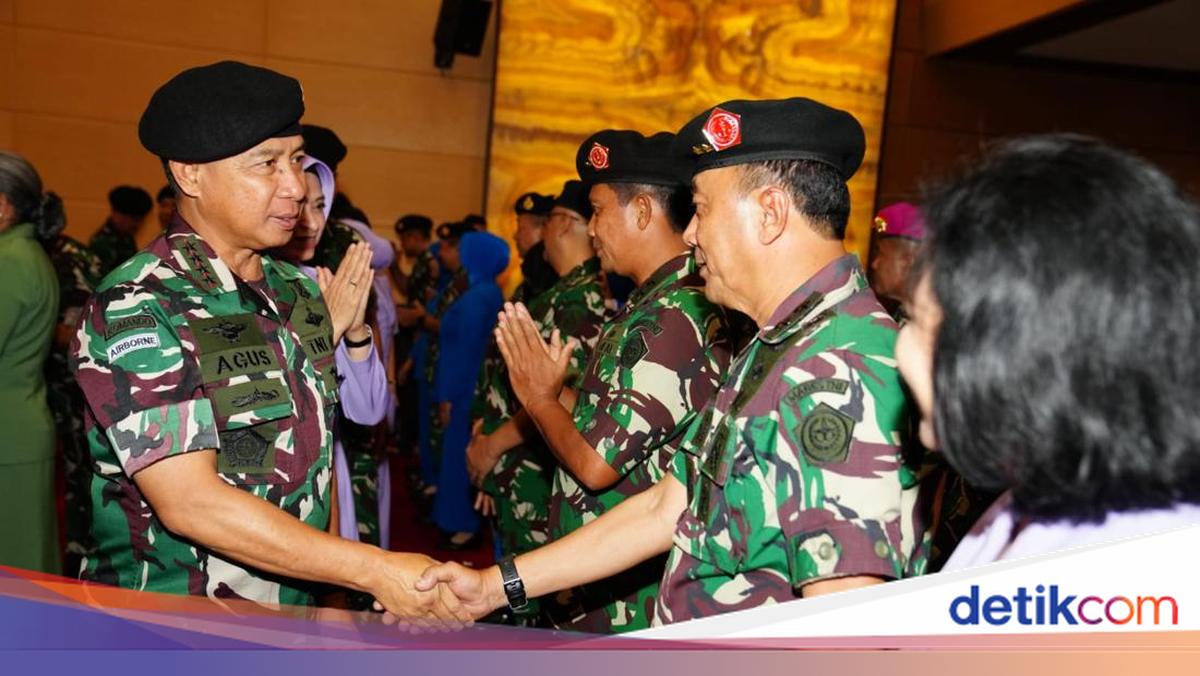 177 Perwira Tinggi TNI Naik Pangkat, Eks Ajudan Jokowi Jabat Irjen