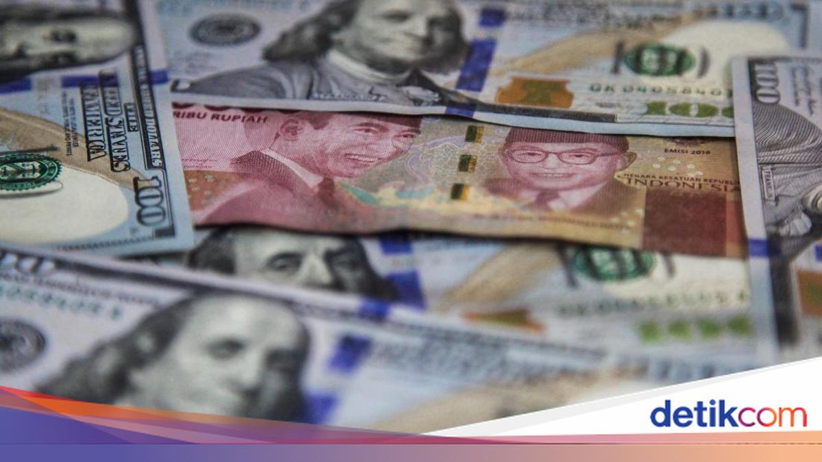 Nilai Tukar Rupiah Dekati Rp 17.000/Dolar AS