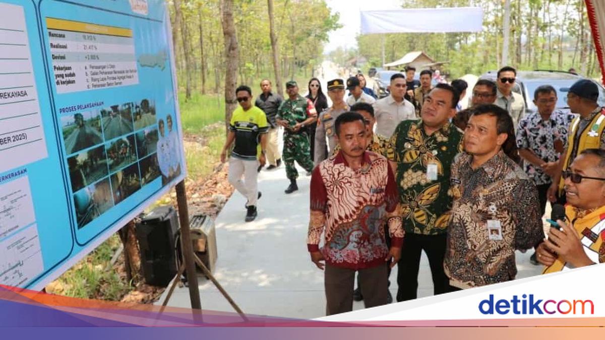 Gubernur Jateng Tinjau Perbaikan Jalan Todanan-Ngawen Senilai Rp 15,3 M