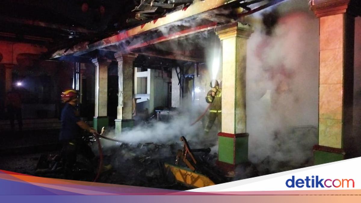 Gas untuk Jualan Aci Goreng Diduga Bocor, Rumah- 3 Motor Terbakar di Klaten