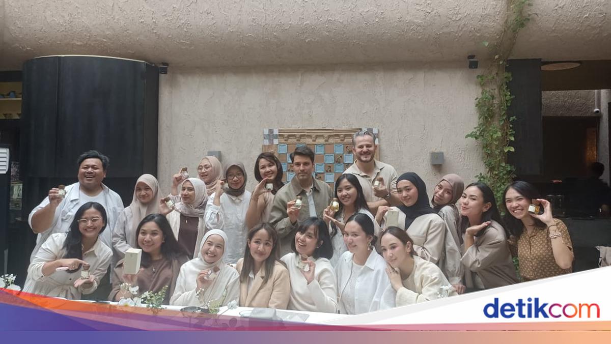 Perfumer Prancis Ajak Racik 2 Varian Parfum Series Earth Love Life