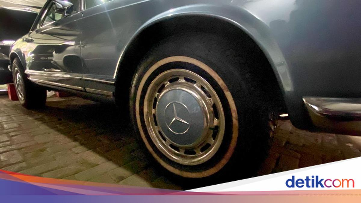 RK Hanya Sekali Nengok Mobil Mercy BJ Habibie Saat Direstorasi