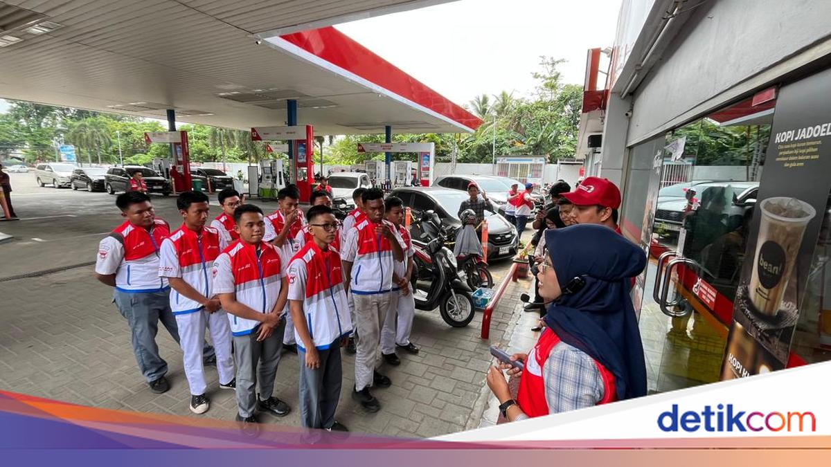 Siswa SMK Palembang 'Pantau SPBU', Kenali BBM Berkualitas Lebih Dekat