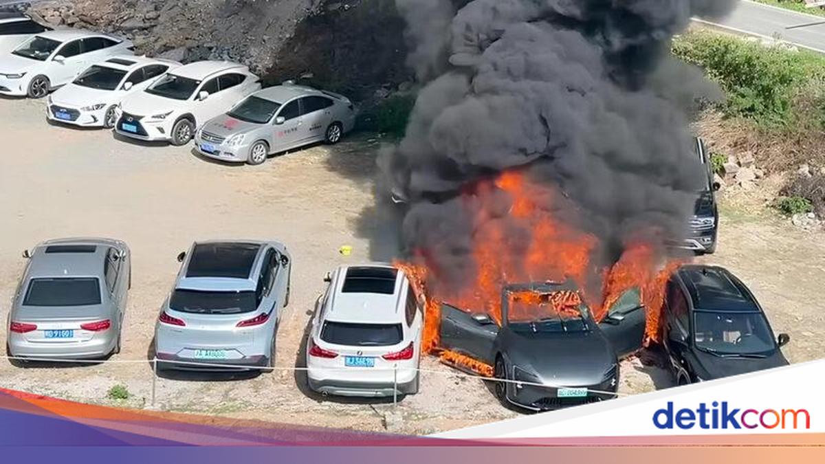Waduh! Mobil Listrik Ini Terbakar Padahal Baru 1,5 Bulan-Jarak Tempuh 1 ...