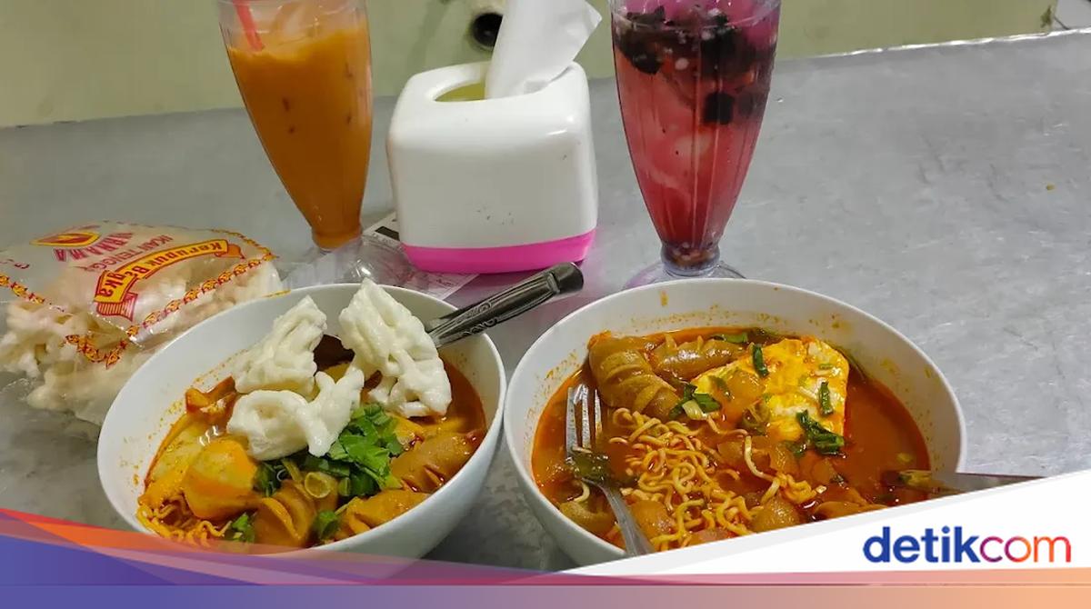 5 Seblak Kekinian di Jakarta, Toppingnya Melimpah dan Pedasnya Bikin Mewek!