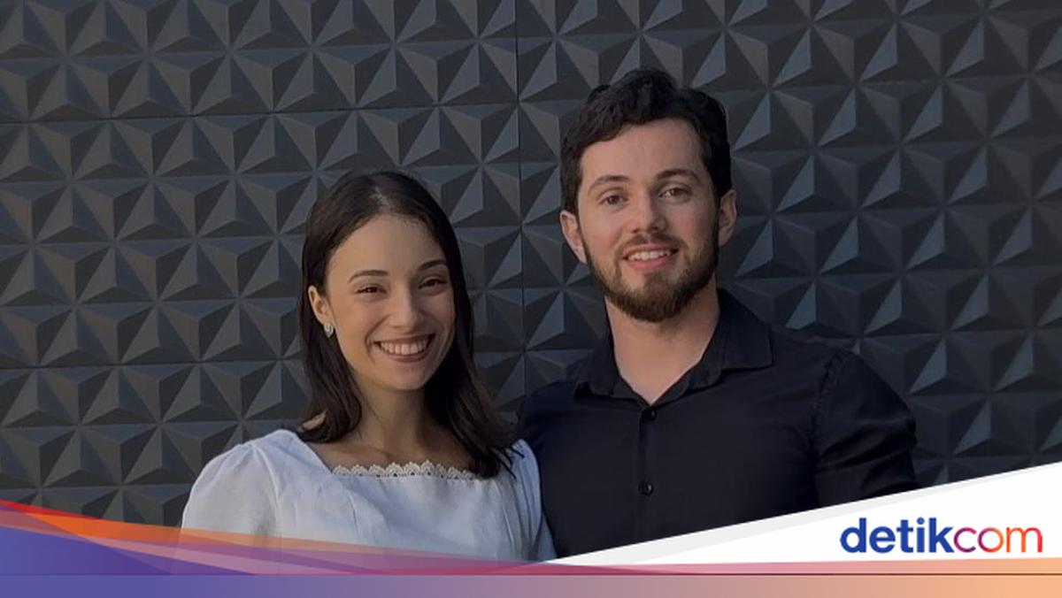 Mantan Biarawati yang Jadi Influencer Menikah Diam-diam dengan Mantan ...