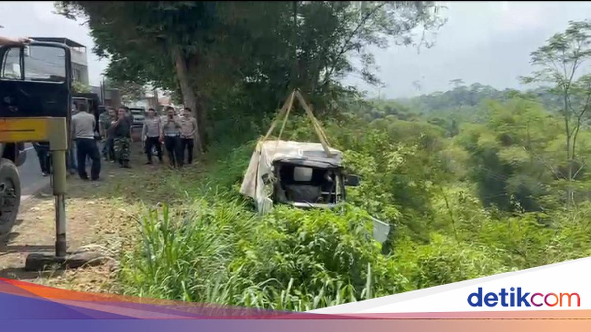 Jabar Hari Ini: Bajaj Angkut MBG Masuk Jurang di Tasikmalaya