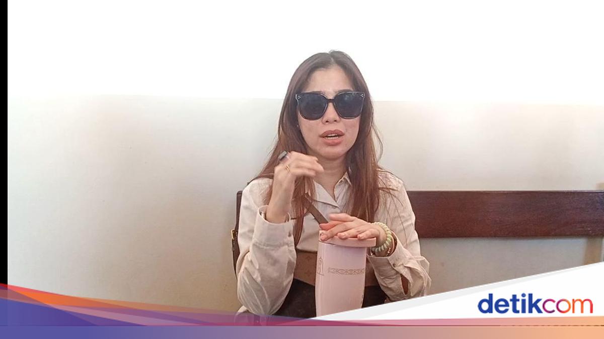 Kamelia Klarifikasi Isu Rencana Pernikahan dengan Ammar Zoni